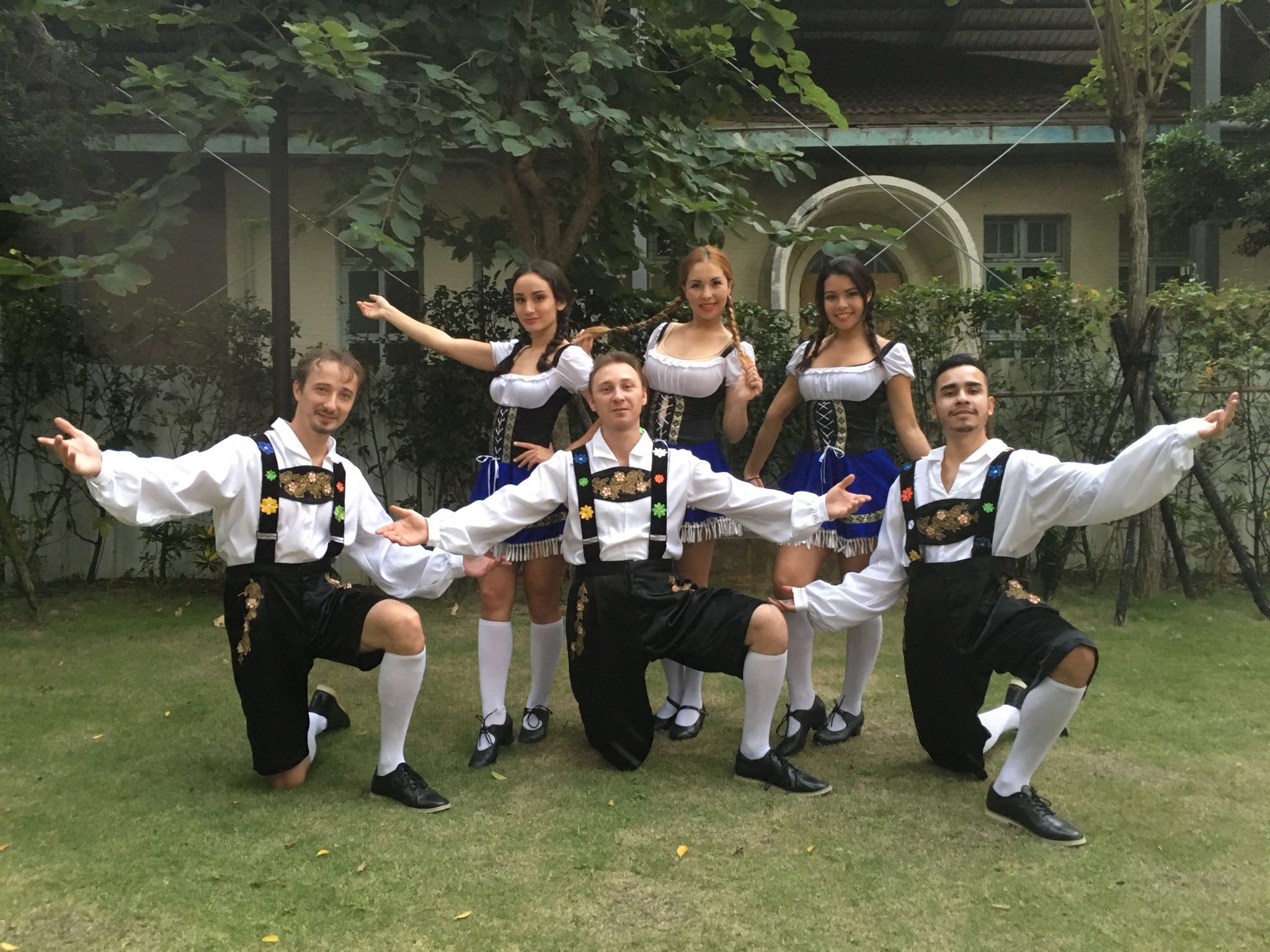 波卡德國舞蹈團